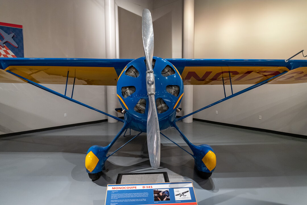 Mono Monocoupe D-145 | Daedalum Photos by Robin MORET - Aviation ...